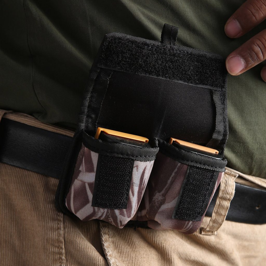 Camera Body Pouch-Dry Forest Camo- Pro Size – WildRoar.in