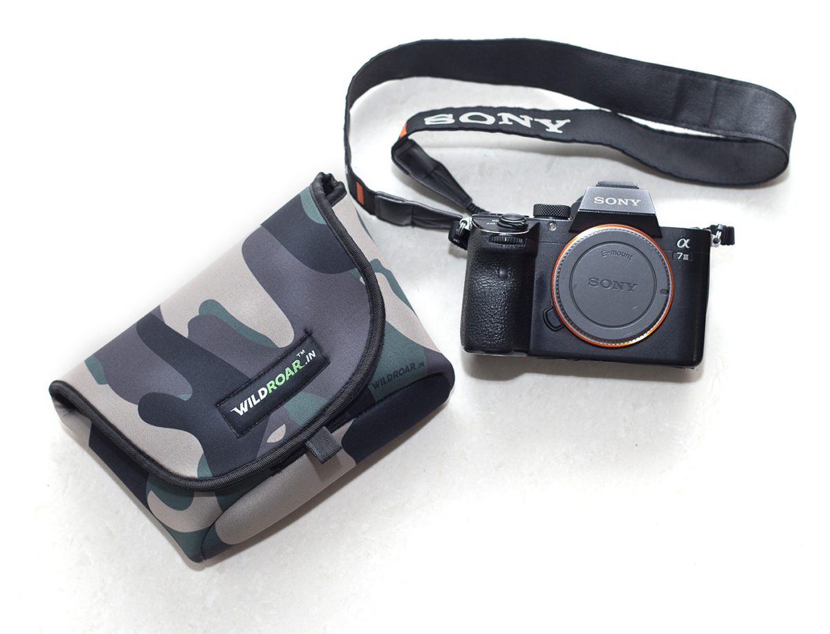 Camera Body Pouch- Green Forest -for Sony A7 III & similar – WildRoar.in
